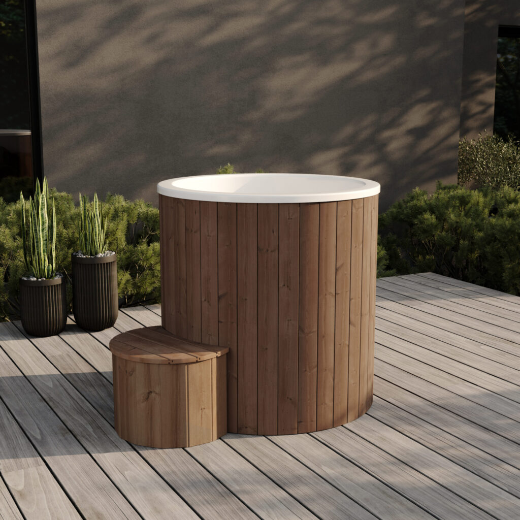 Barrel Plunge Tub From EmbaWood - Better Living Outdoors