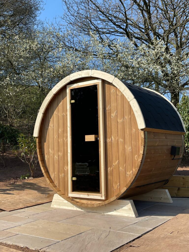 Barrel 160 Compact Sauna - Better Living Outdoors